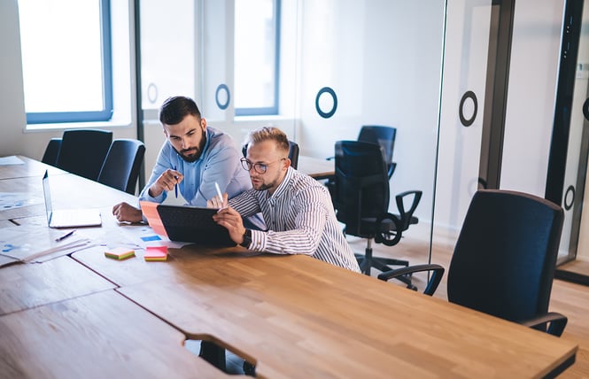 Employees in Focus: The Role of Employee Surveys in Times of Employer ...